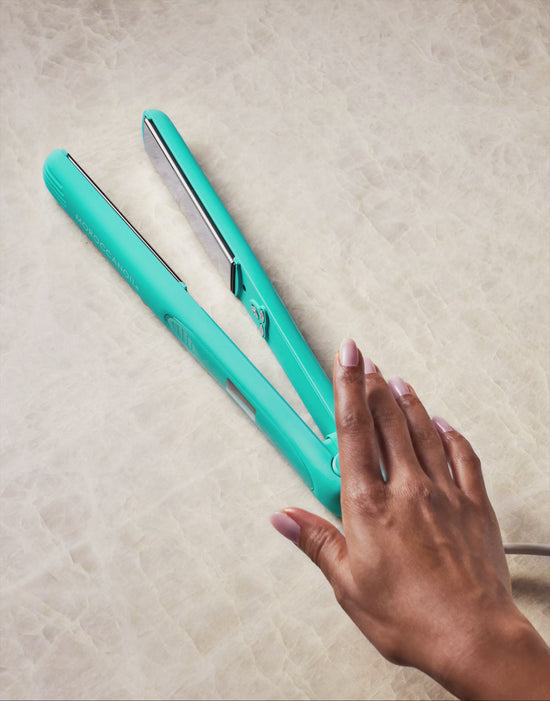 Perfectly Polished Titanium Flat Iron – Moroccanoil